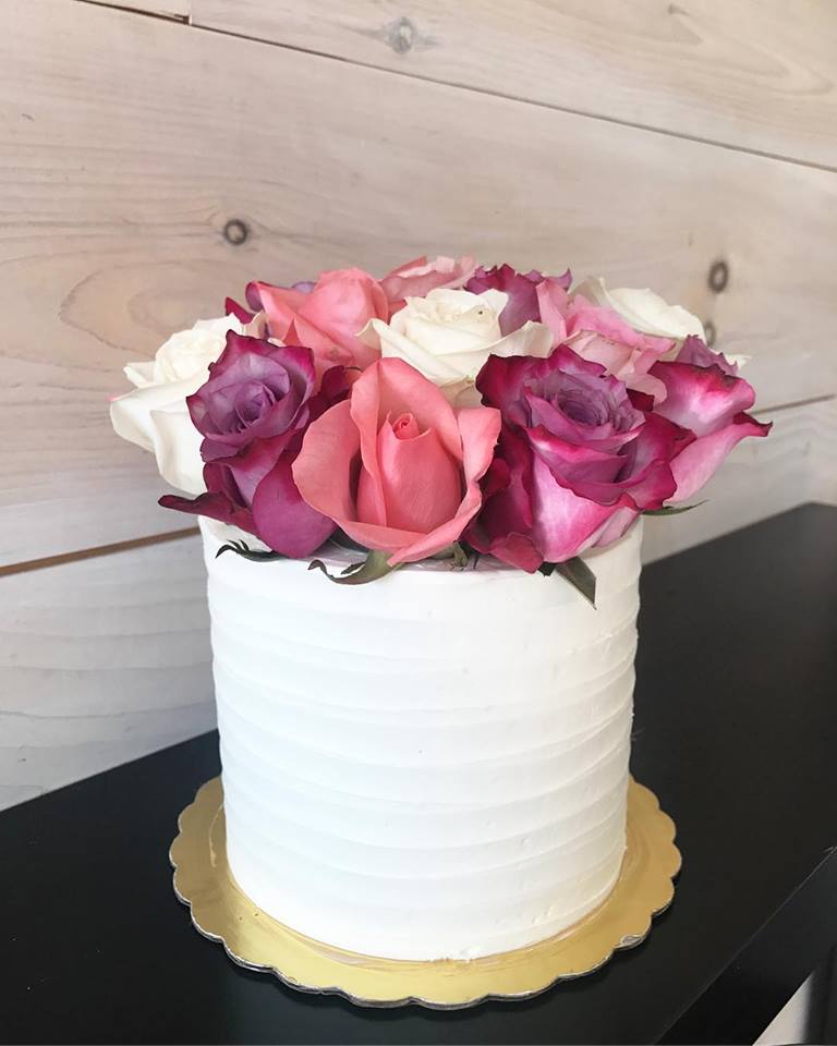 Horizontal Design Cake - Hapa Cupcakes & Bakery - Orange County, CA ...