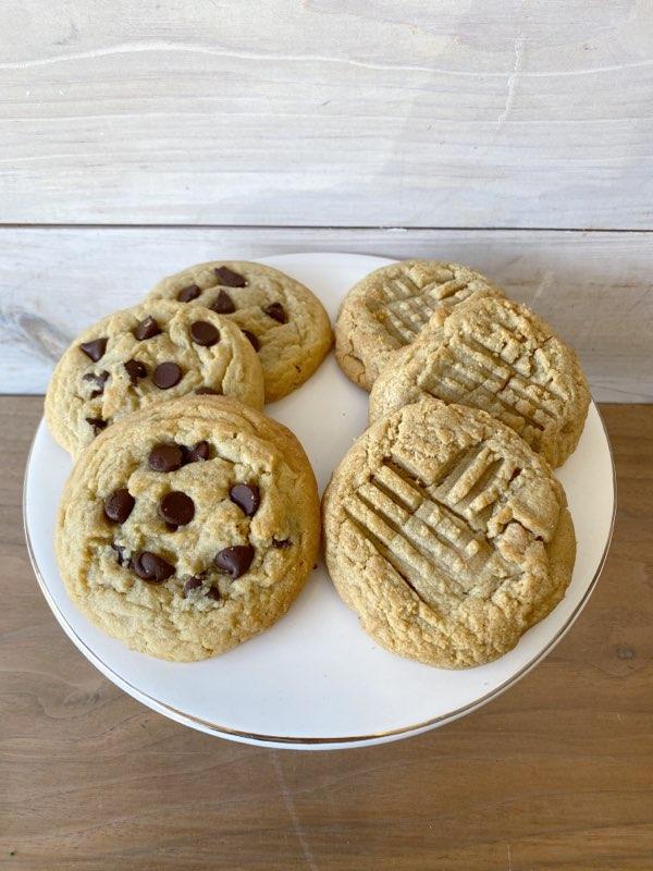 Chocolate Chip & Peanut Butter Cookie Box | Hapa Bakery